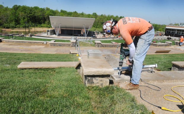Chesterfield backing city-sponsored paid event at amphitheater