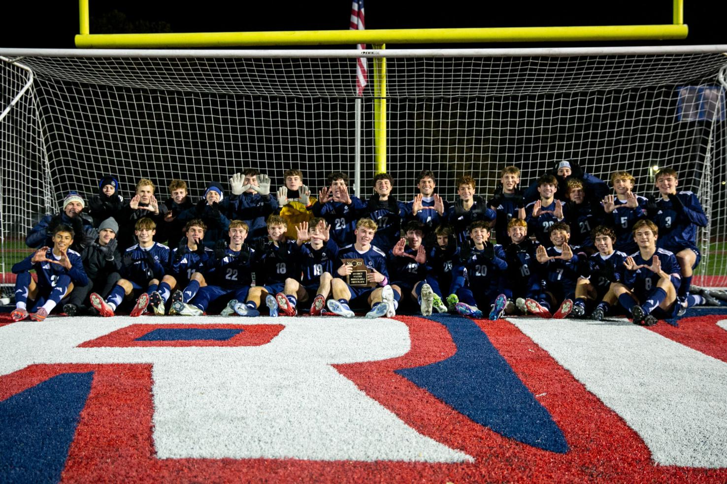 Class 4 District 2 boys soccer final: SLUH 2, Ladue 1