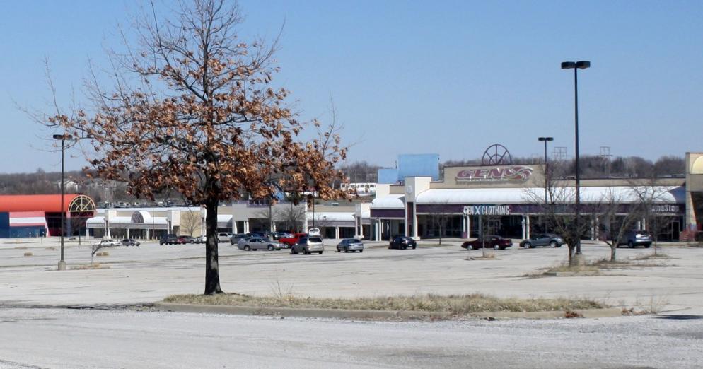 Cerner reaches deal to buy former Bannister Mall in K.C.