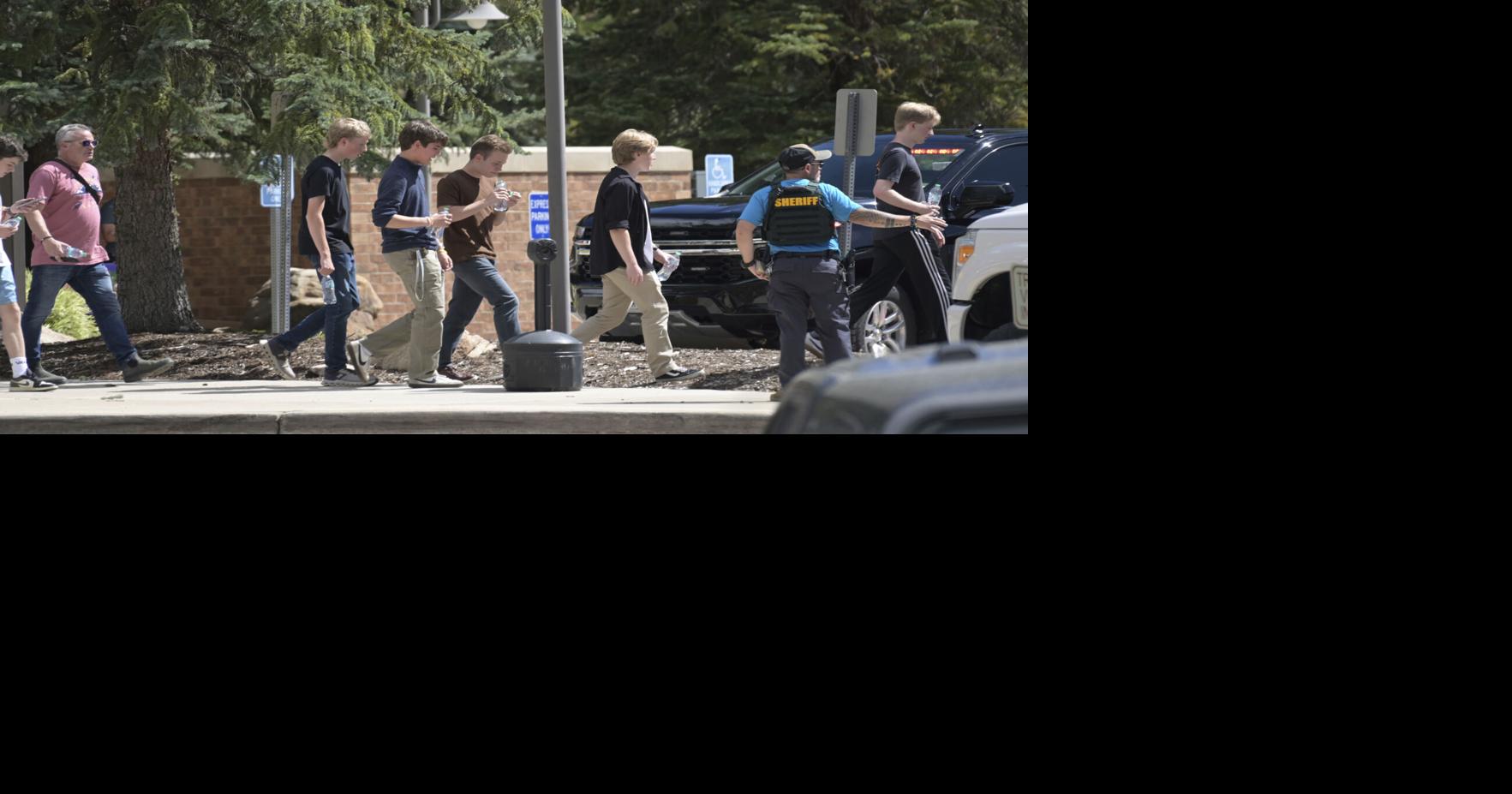 Messenger: Two common factors in American school shootings: Guns and hate
