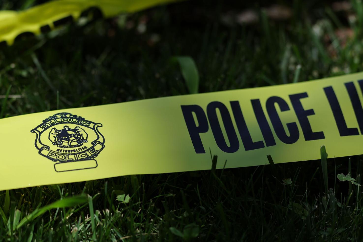 St. Louis police respond to woman barricaded in car near South Grand ...
