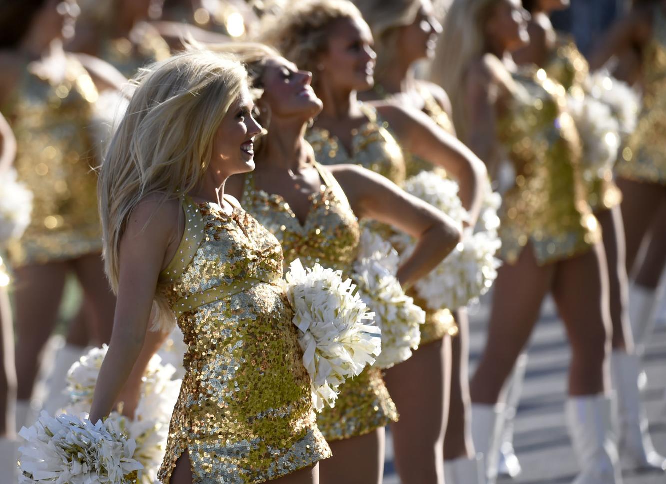 Mizzou Golden Girls and cheerleaders