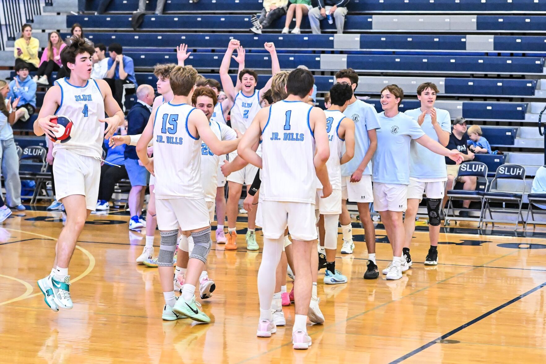 SLUH def. Vianney 25-23, 25-27, 25-23, 23-25, 15-12