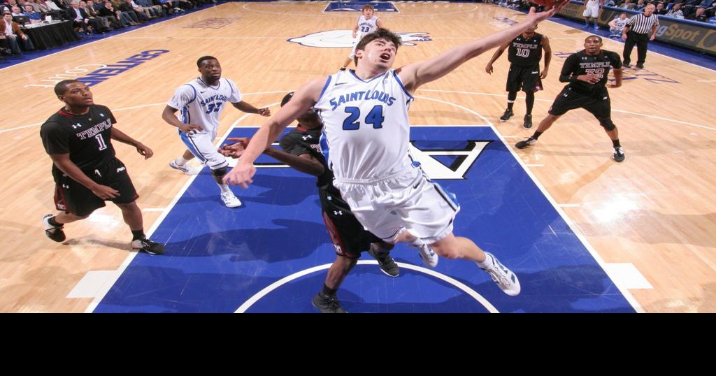 SLU basketball: Billikens need to 'ignore the noise'