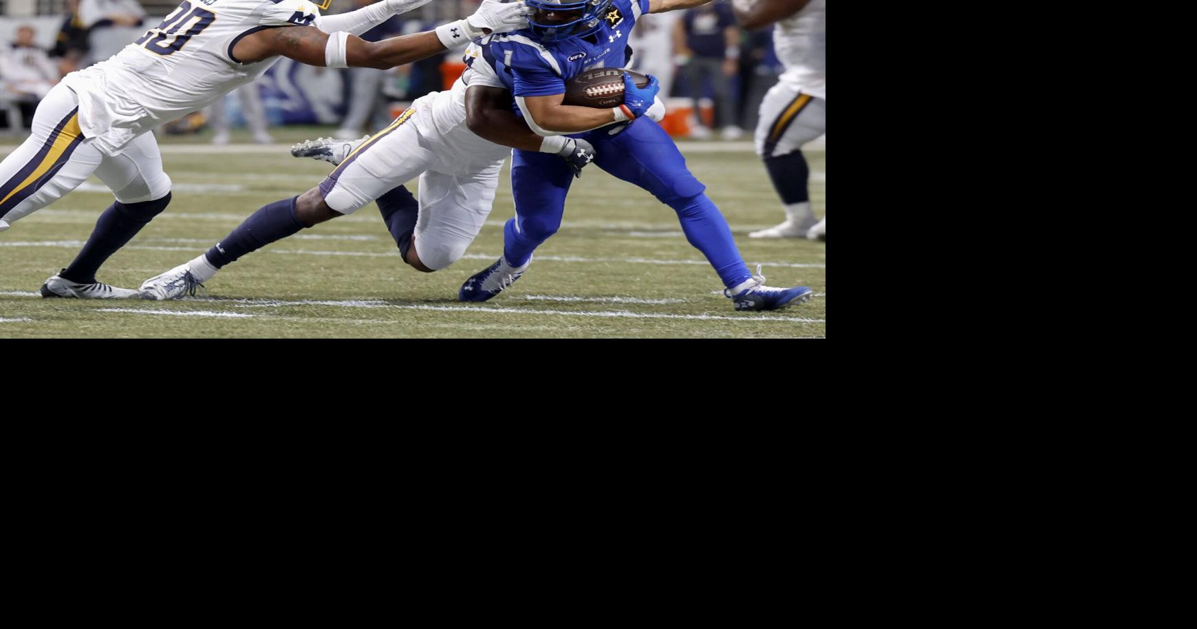 Photos: St. Louis Battlehawks defeat Memphis Showboats