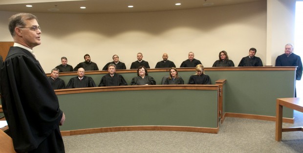 Veterans' court judge hands off court he helped create