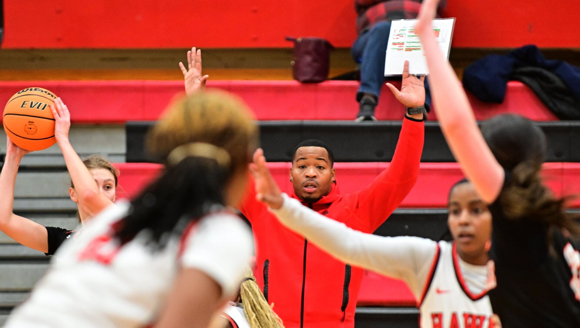 39th Highland Tournament, first round: Lift for Life 60, Edwardsville 41