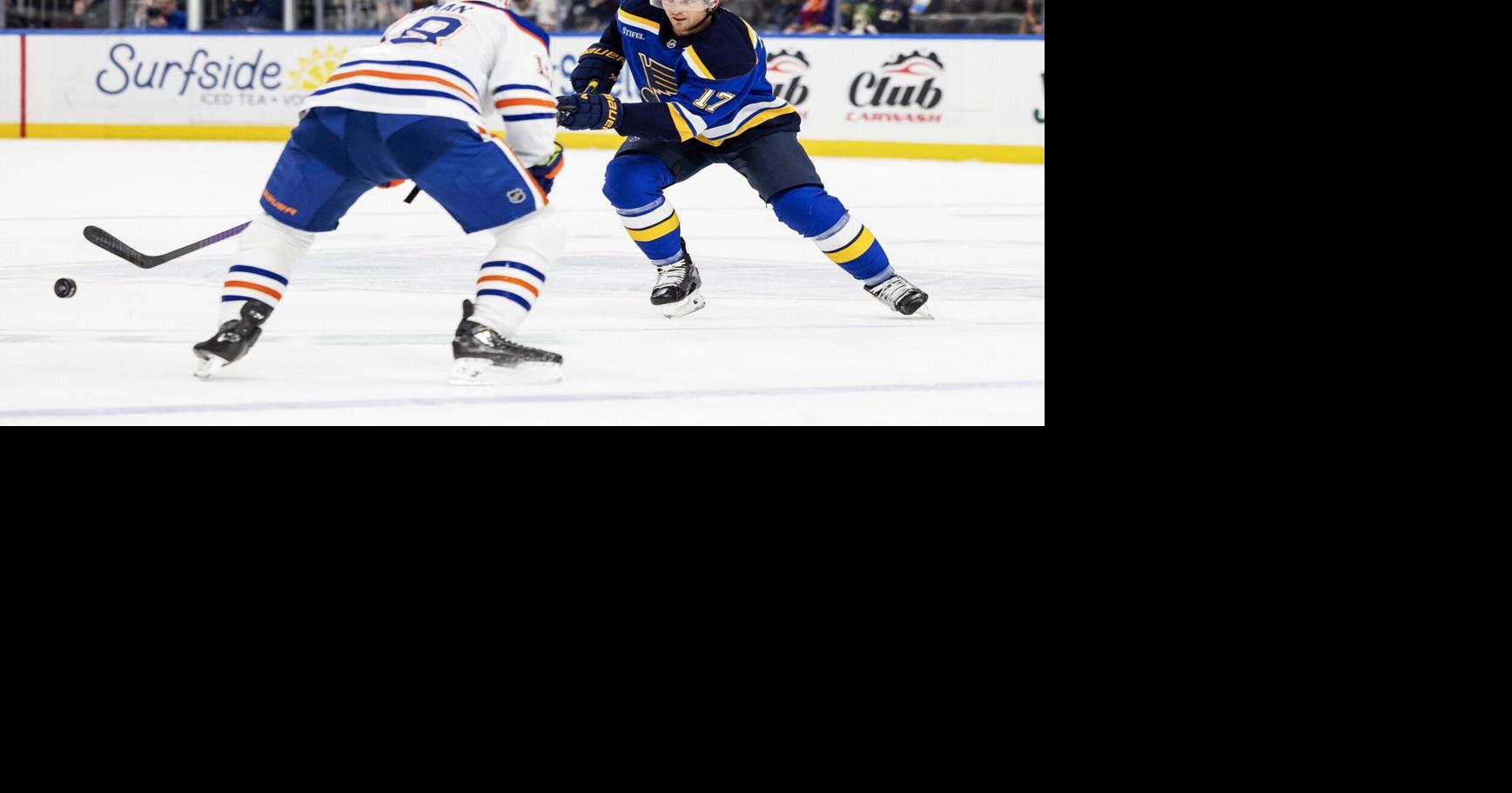 Fowler signs extension with Blues to 'do something special'
