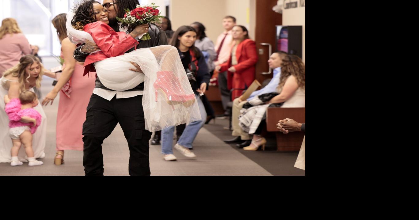 Love is in the air during Valentine’s Day weddings at the St. Louis ...