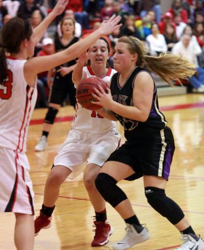 No. 2 Eureka fends off No. 10 Ursuline to earn OT victory