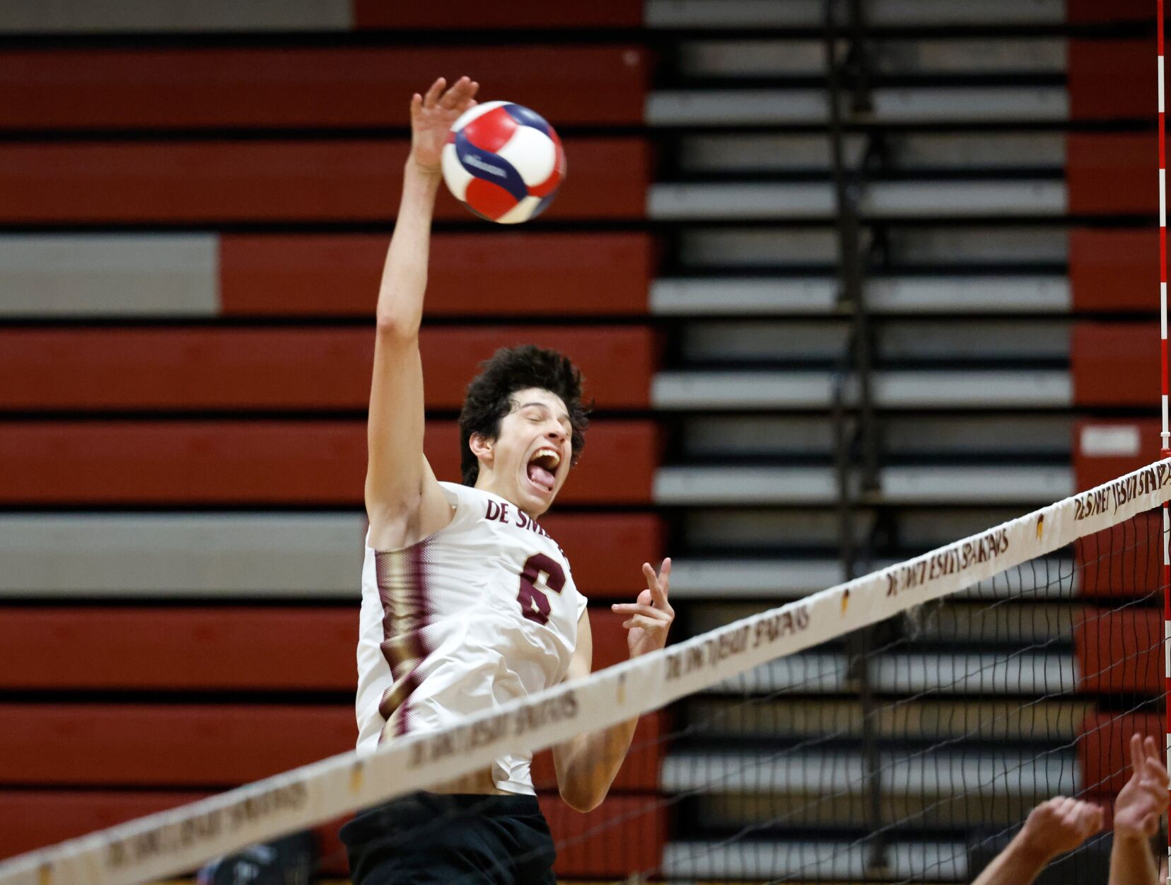 De Smet rallies to beat Lafayette in four sets. 'Just keep swinging.'