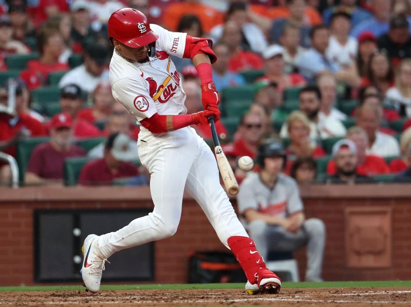 Cardinals rookie shortstop Winn a streaking star at plate