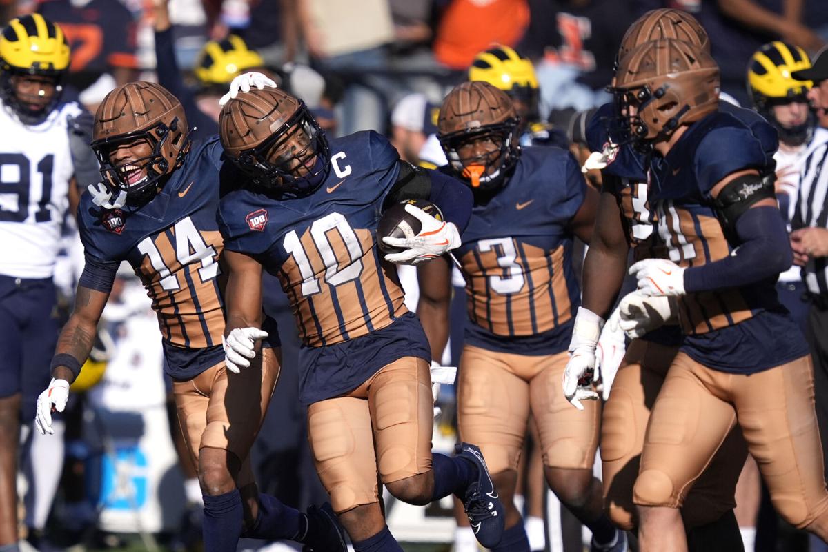 No. 22 Illini beat Michigan for first time since 2009, improve to 6-1