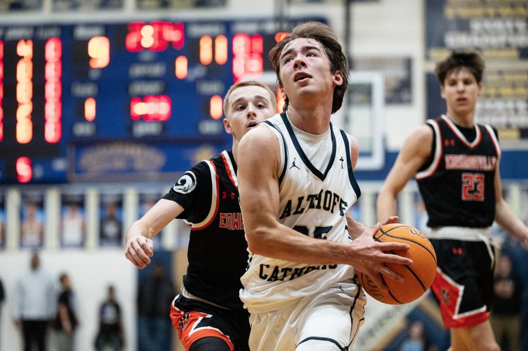 Althoff, Triad move on to super-sectionals: Illinois boys basketball ...