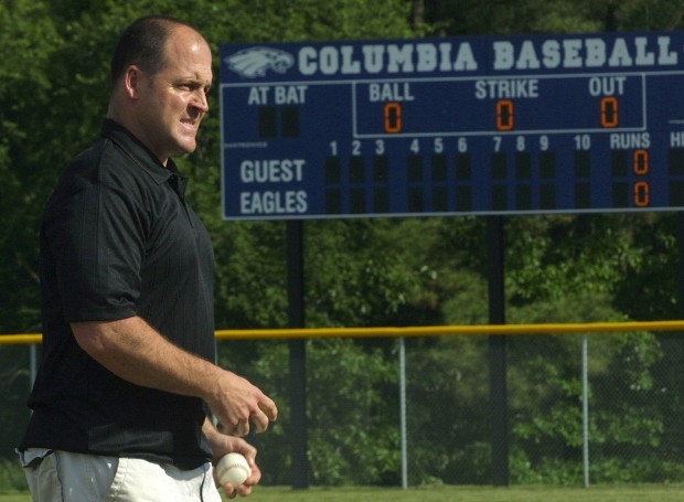 Former Cardinal Mathews throws out first pitch at Columbia