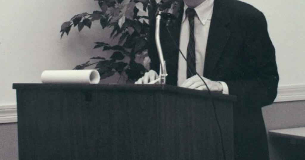 Mark Brodsky, who served on Olivette and St. Louis County councils, dies