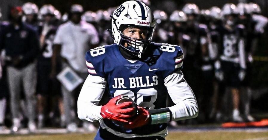 SLUH's Landon Pace makes teammates laugh, strikes fear in opponents: No. 14
