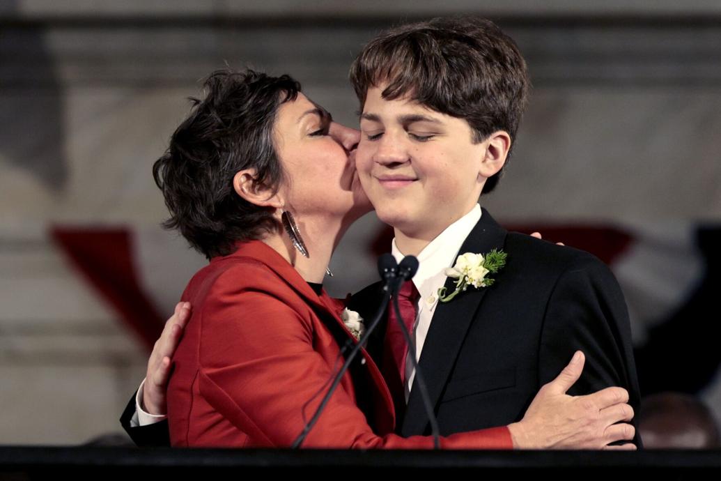 Cara Spencer, sworn in as mayor, has plan to fix St. Louis