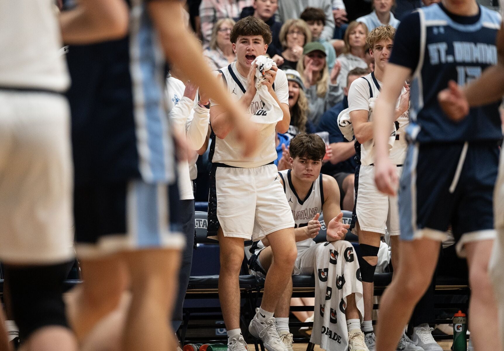 Francis Howell Central edges St. Dominic to win first district title ...