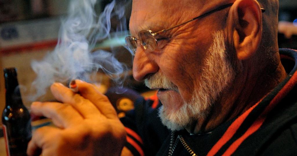 Boos, bravos greet first day of smoking ban