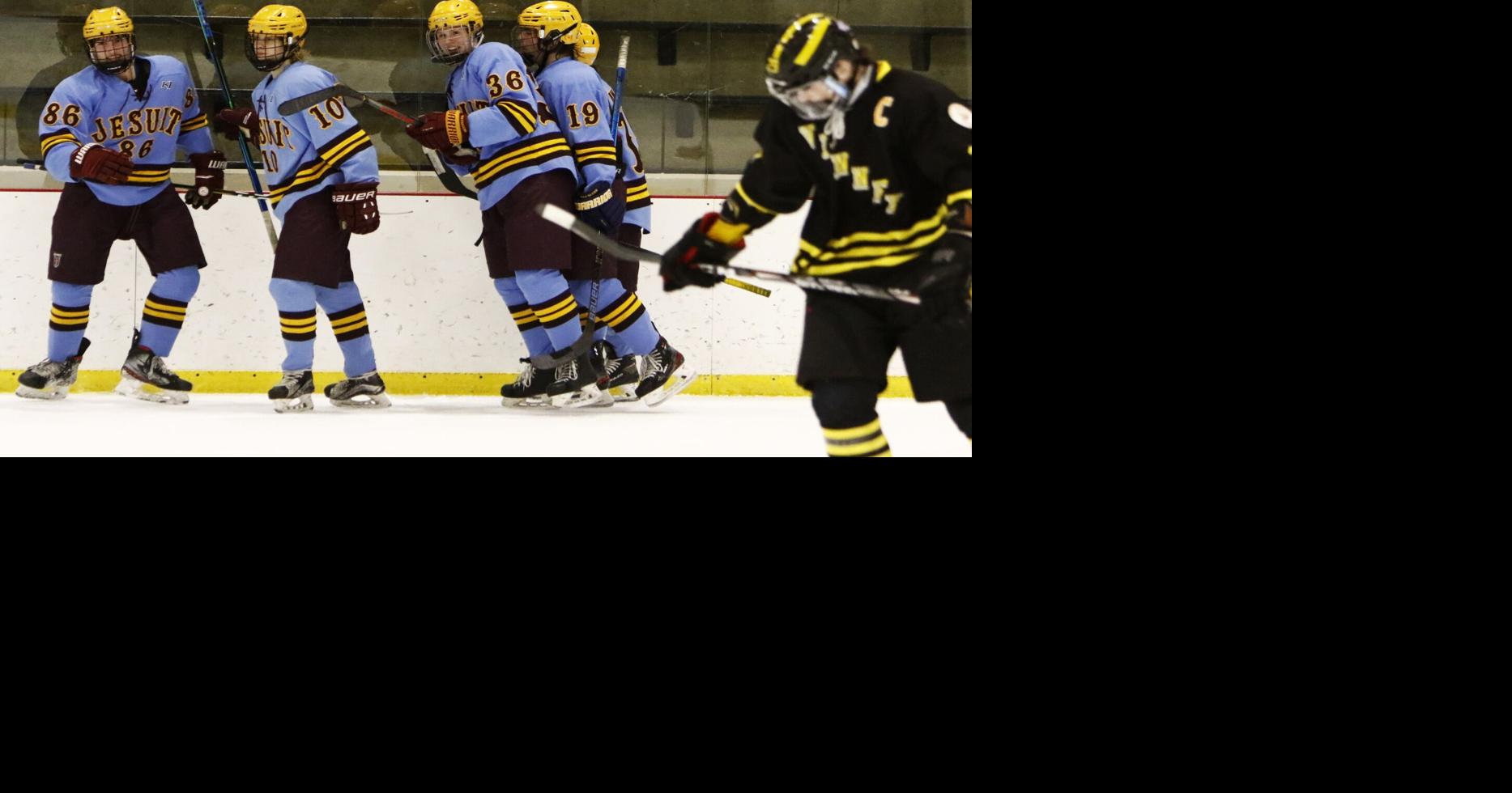 De Smet stays alive with win over defending champion Vianney