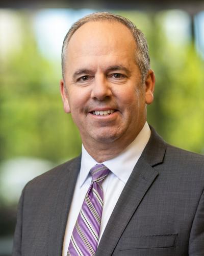 Spire elevates Steve Lindsey to lead the gas utility as CEO