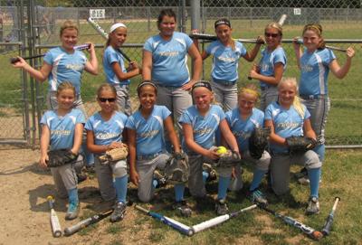 St. Louis Fusion '01 softball team enjoys fun and successful season
