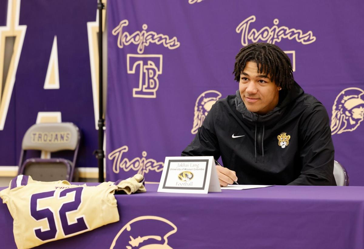 Troy Buchanan signing day