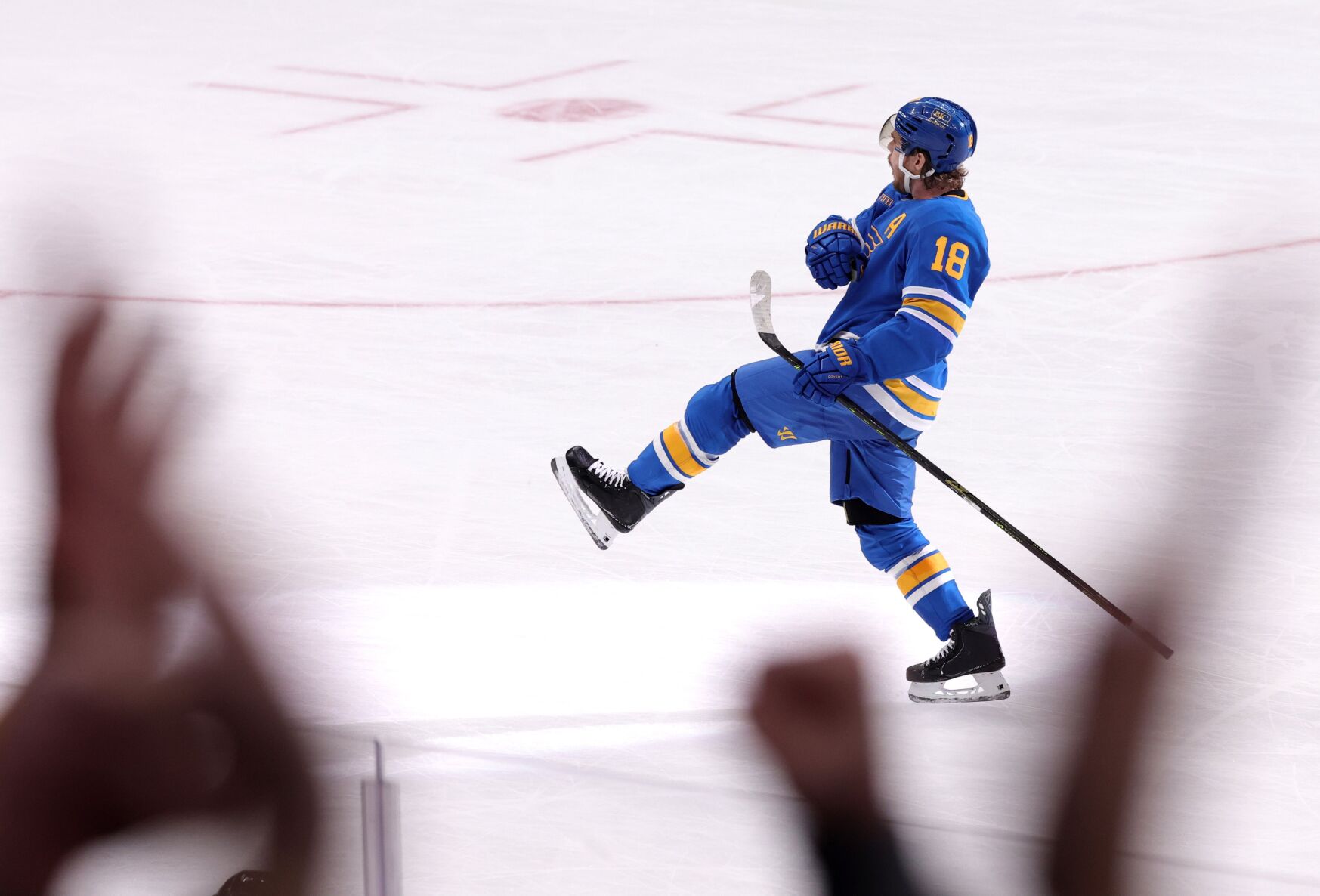 Blues' point streak at seven following 3-2 overtime win over Oilers