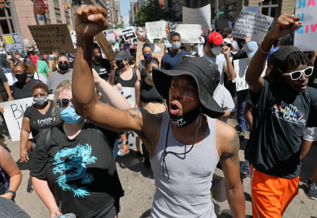 St. Louis lawmaker wants statewide ban on chokeholds