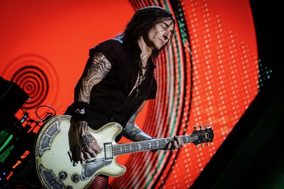 St. Louisan Richard Fortus calls producing new Psychedelic Furs album a ...