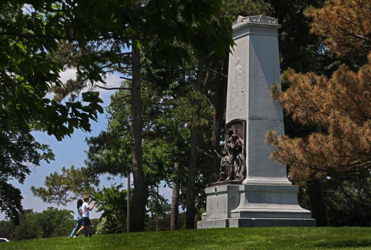 Everything you need to know about the Confederate monument in Forest Park