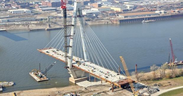 Gov. Nixon asks Gov. Quinn to join him in bi-state 'Musial Bridge' effort