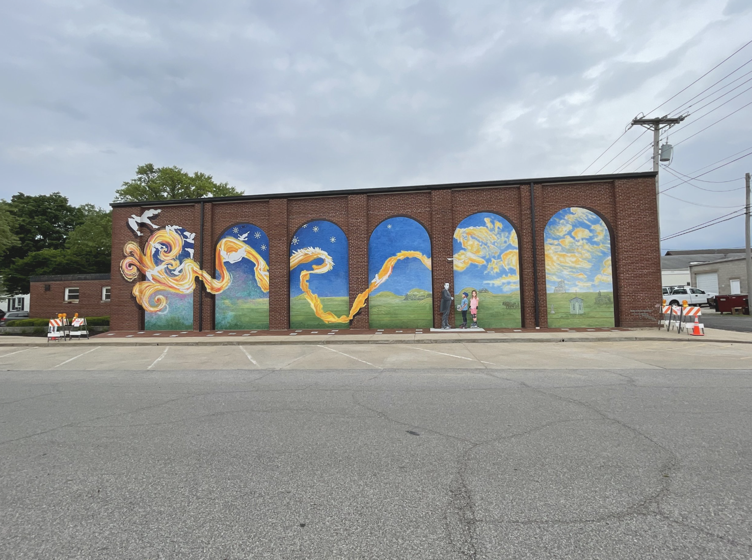 Artist celebrates 50 years of making murals in St. Louis