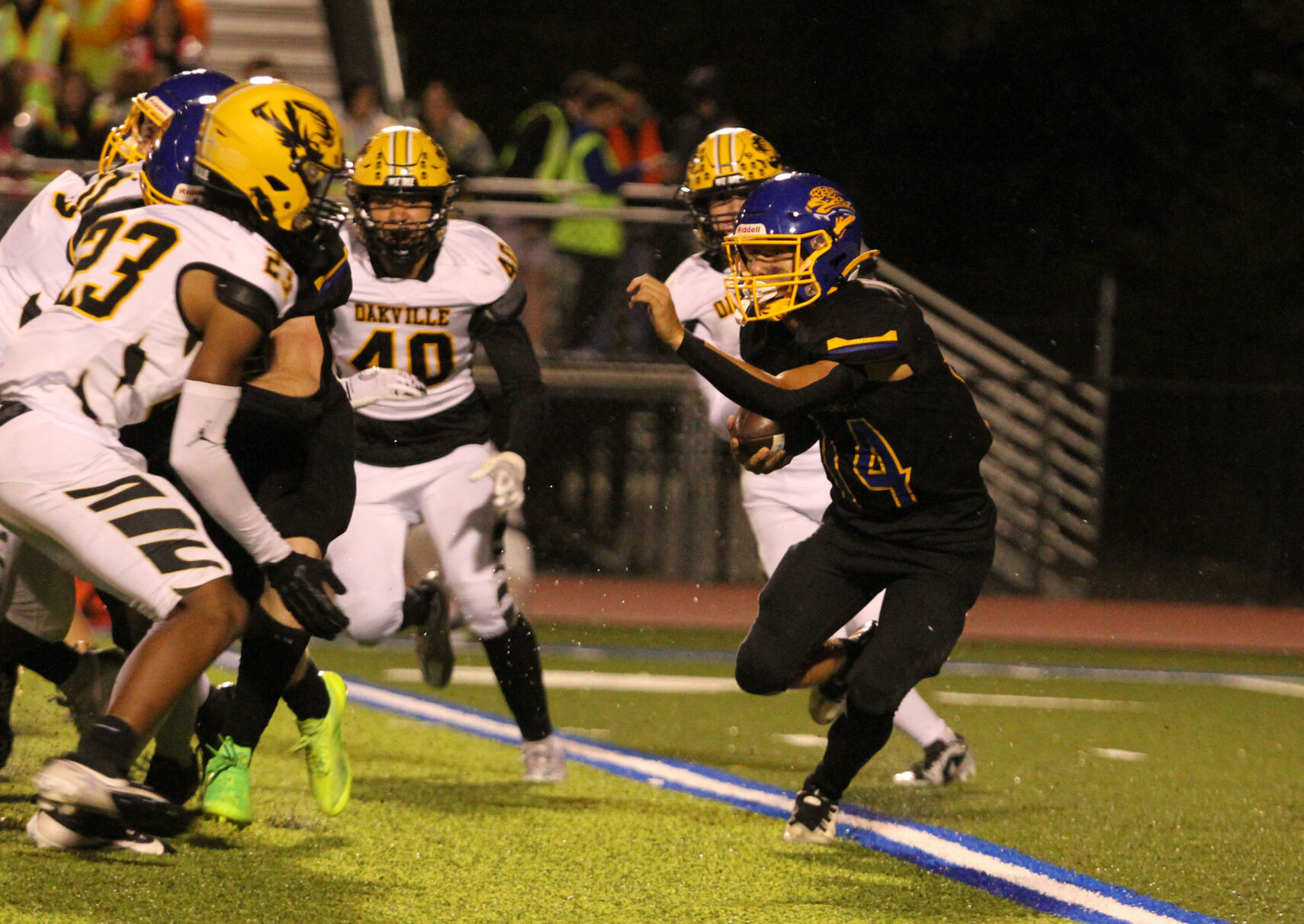 'He's used to pressure.' Brody Kube a steady hand at QB for Seckman: No ...