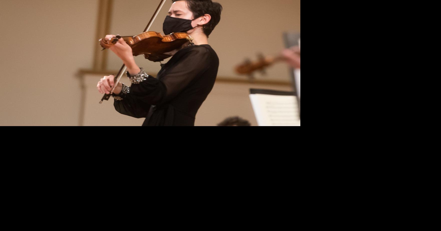 Stephanie Childress makes jubilant SLSO conducting debut at Powell Hall