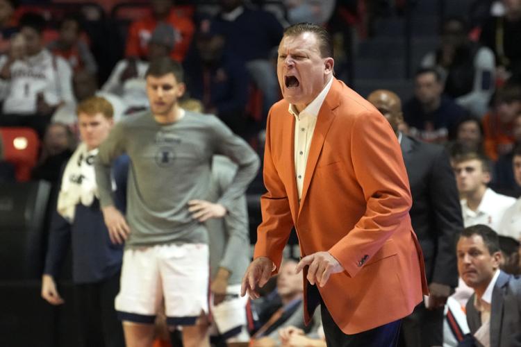 Brad Underwood raves about Illinois basketball's new starters Dain ...