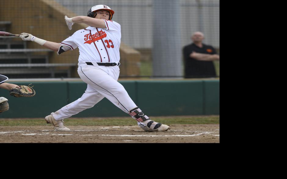 Notebook: Belleville West off to a strong start