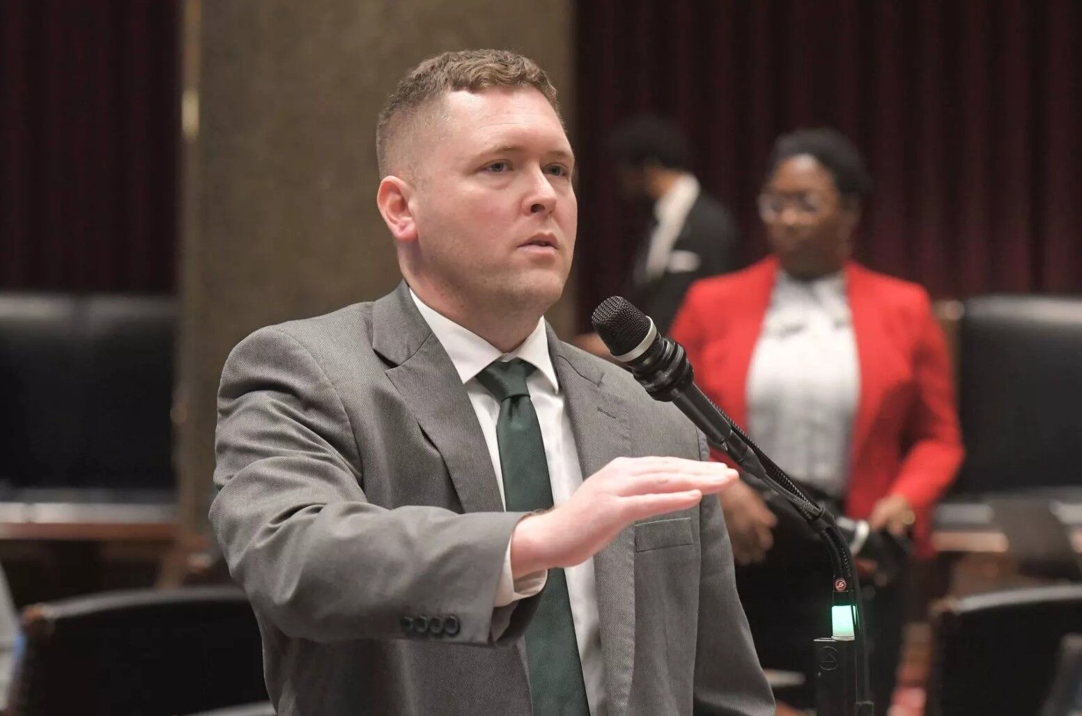 Revamped gun bill pits Mo. police against powerful lobbyist