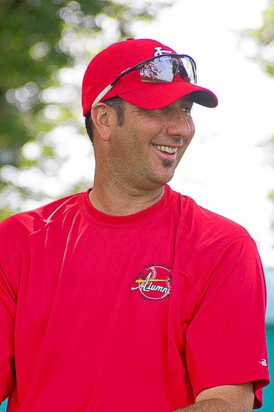 Cardinals add Mabry to Matheny's staff