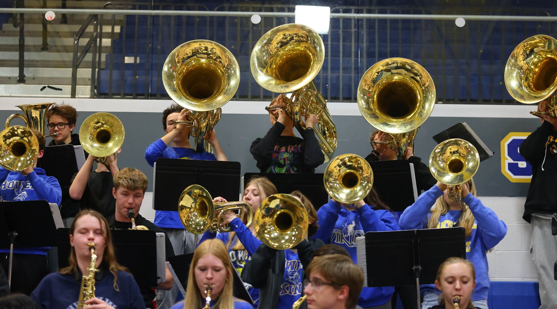 Danielle Moore flips to basketball mode in helping Francis Howell knock ...