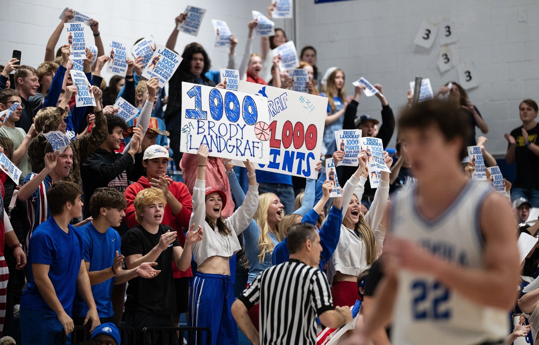 Brody Landgraf's buzzer beater lifts Columbia over Roxana in Cahokia ...