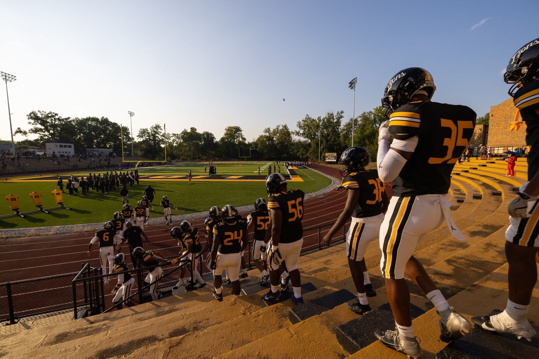 University City defense comes up big in crunch time to hold off Fort ...