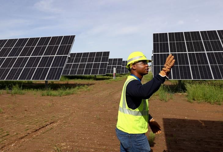 Ameren plans its largest-ever solar farm, in a flurry of solar activity
