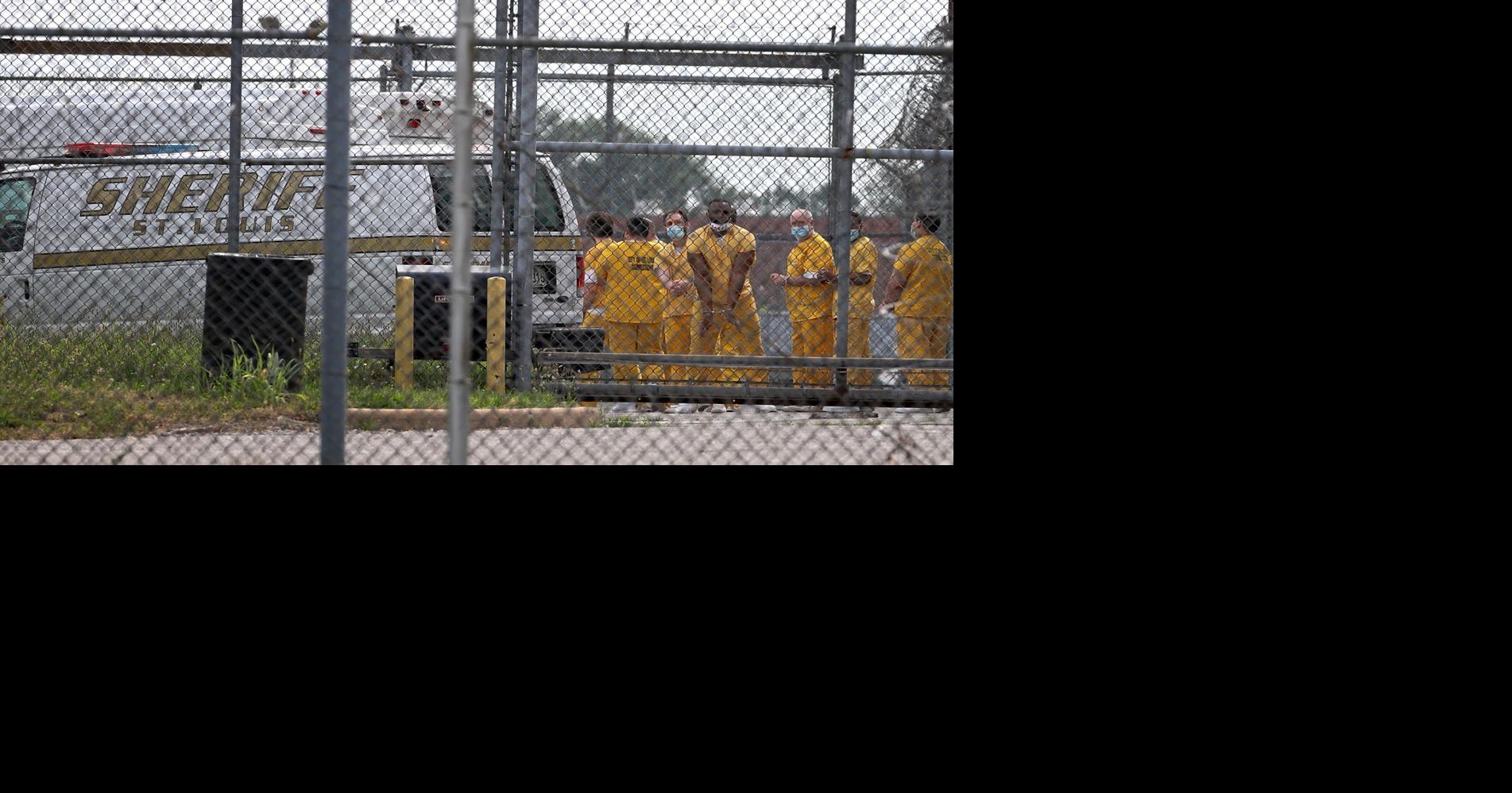 Detainees moved out of workhouse as the St. Louis jail closes