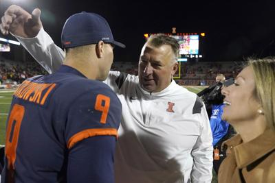 Bret Bielema candidly explains how he uses NIL in Illinois football ...