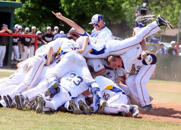 Francis Howell realizes lofty goal, wins Class 4 state championship 10-5