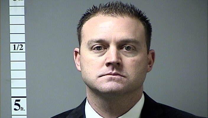 St. Louis County police officer charged with assaulting his girlfriend