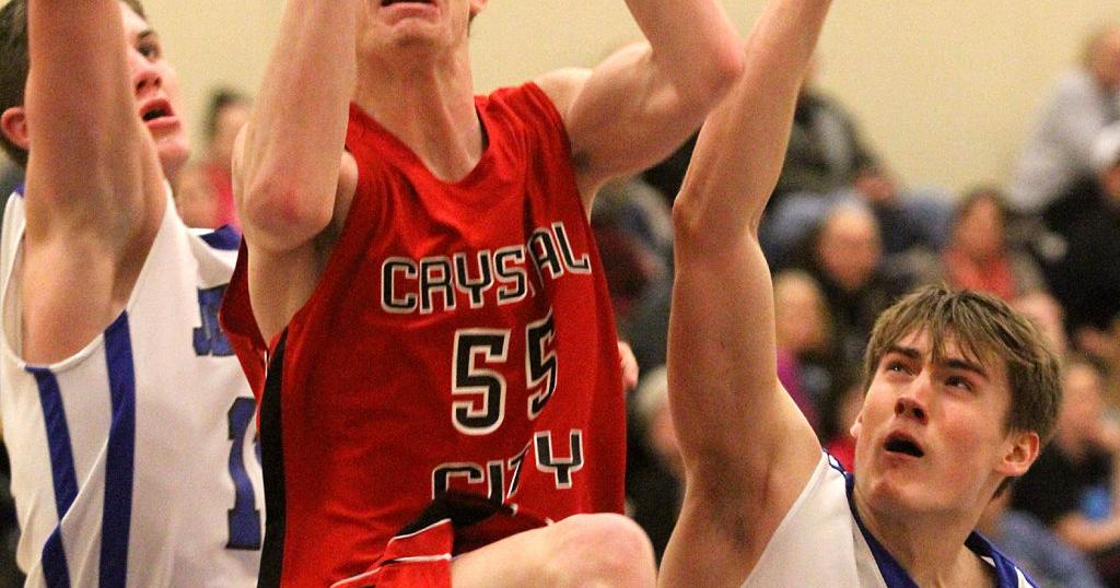 DeGeare makes up for lost time to help Crystal City blow past Jefferson