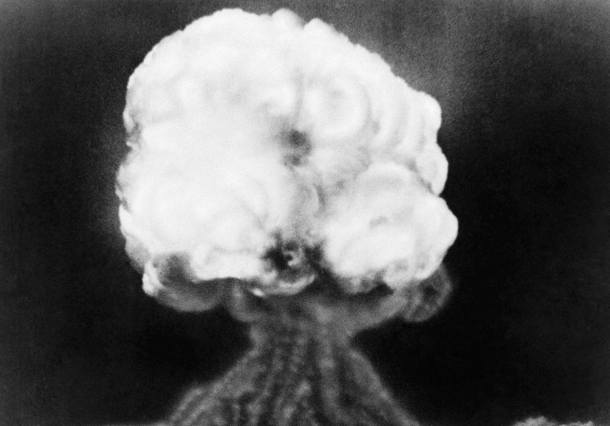 William Lambers: Remembering the world's first atomic explosion with ...